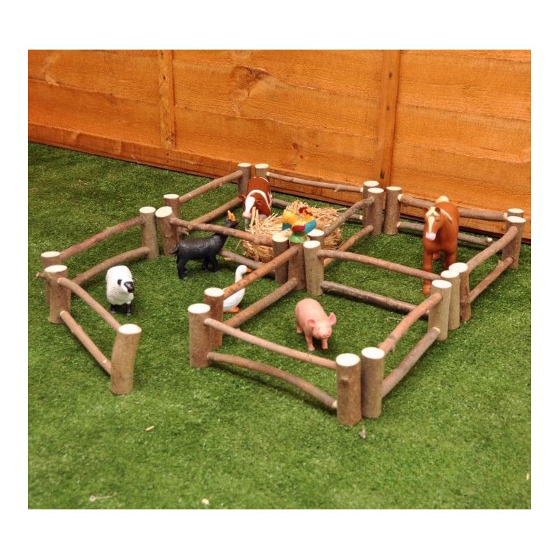 GIANT RUSTIC FENCES