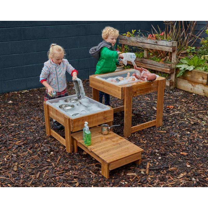 Outdoor Nesting Sand & Water Trays | Outdoor Resources